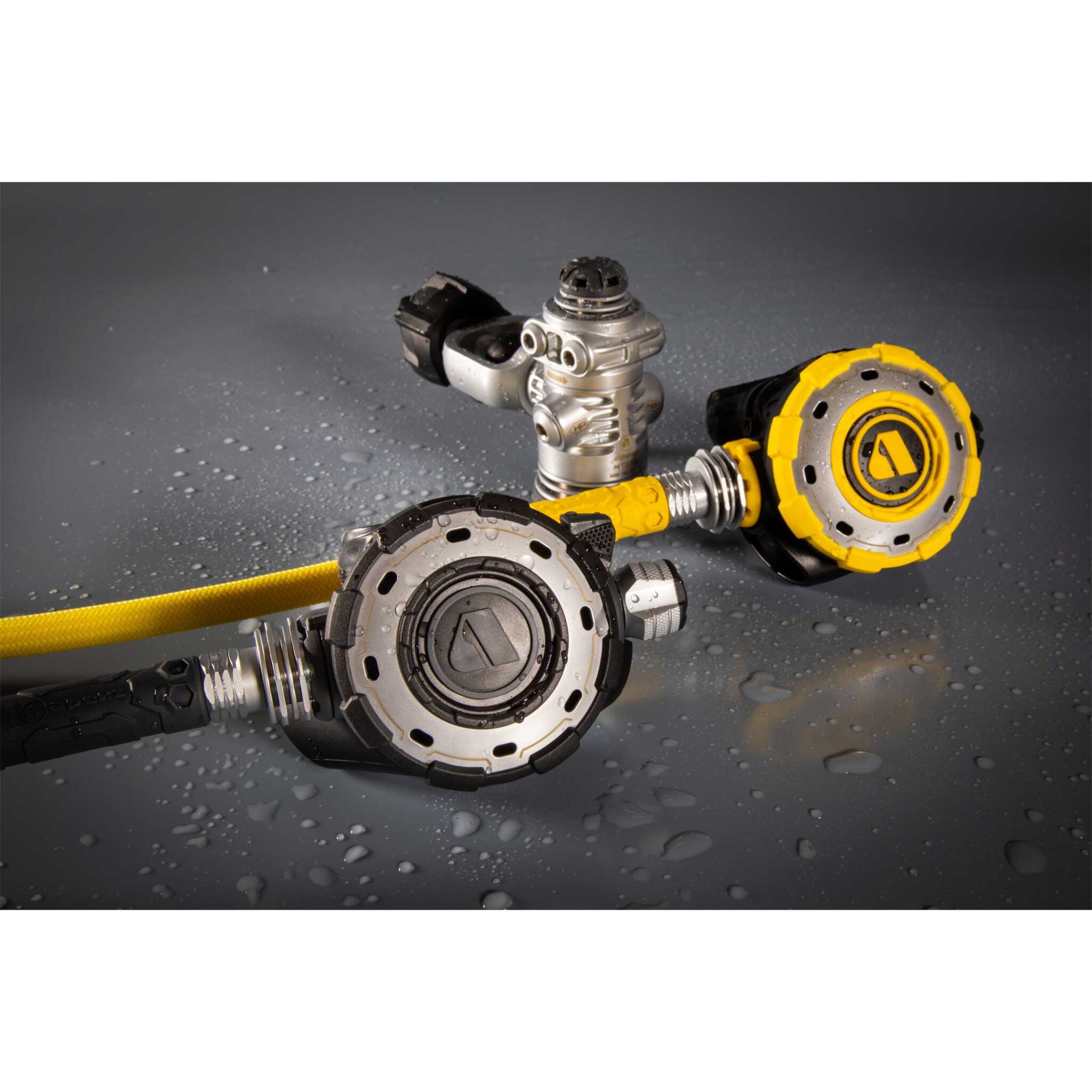 Apeks MTX-RC Regulator Set Yoke | Dive Gear Australia